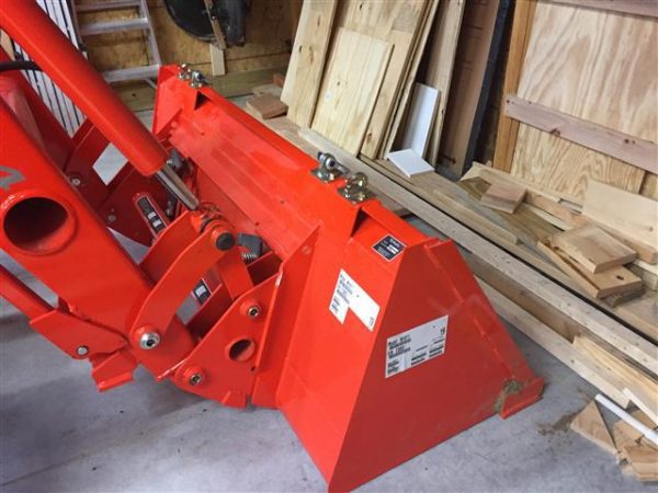 Kubota™ Quick-Attach Buckets - BoltOnHooks LLC